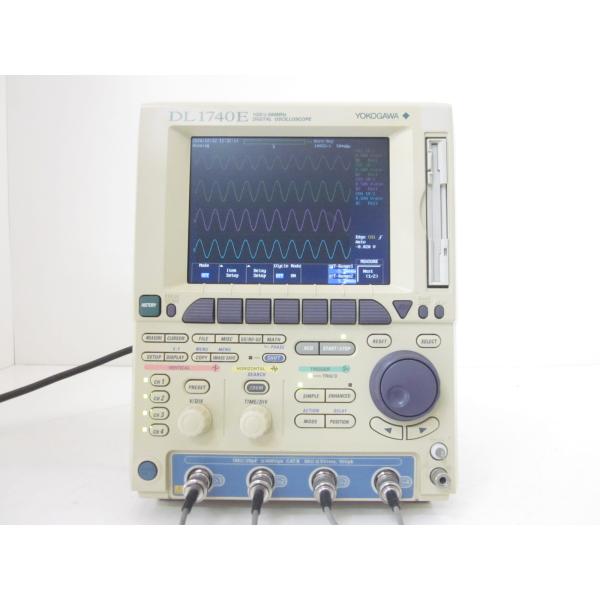 付属品：本体、取説、パッシブプローブ（700988　DC400MHz　10:1/1:1　10MΩ　600V)×４、CD、電源ケーブル、ロール紙、アクセサリーケース、前面カバー外観状態：汚れ少ない、破損無し、日焼け少ない表示状態：液晶洩れなし...