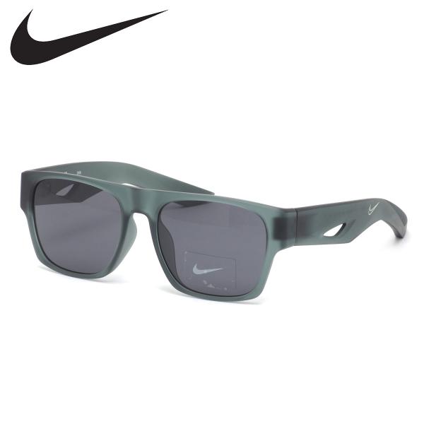 ブランド名：ナイキ ( NIKE )型番：HF0162 338 56サイズフレームカラー：マットヴィンテージグリーンレンズカラー：グリーン紫外線カット率：99%以上可視光線透過率：13％鼻パッドの調整：不可レンズシェイプ分類：ウェリントンフ...