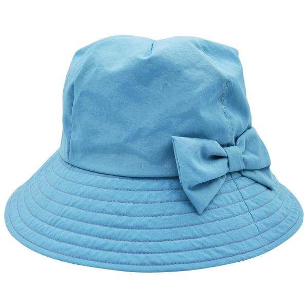 【品番】3860202丸【詳細】晴雨兼用レインハット。気分も明るくなれる水色は、かぶるだけでファッションのワンポイントに。長時間の着用でも全く疲れない程の軽量さ。左サイドにリボン、右サイドにはハットクリップ付きで風が強い日も安心。アウトドア...