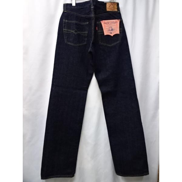 JELADO史上最高傑作となった"LASTRESORT DENIM"。今回は更にワイルドでヴィンテージ感の強いデニムが作られました。黒タグを使い、歴代のXXモデルの中でも人気の高い47モデル初期が製作されました。XXを解体、分析、再現をした...