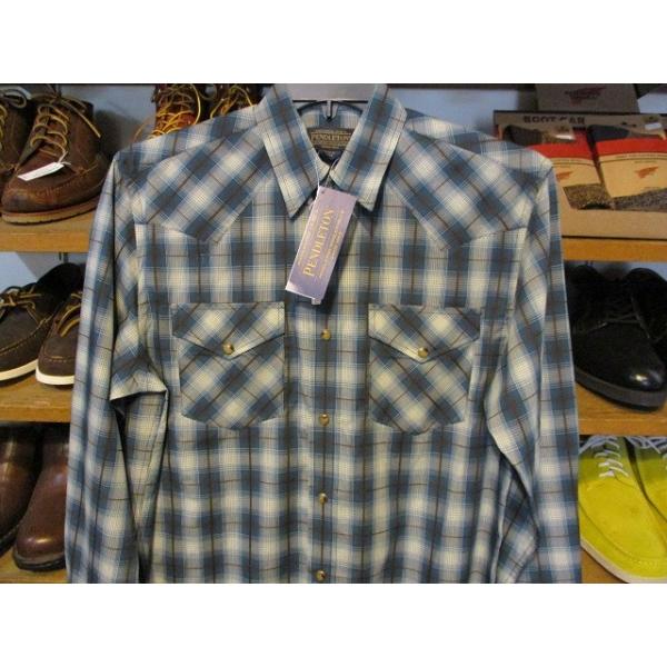PENDLETONアメリカ国内商品長袖ウエスタンシャツサイズが表示されている商品は在庫があります。サイズ：（ネック首周り）Ｓ：約３７cm、Ｍ：約４０cm、Ｌ：約４２cm、ＸＬ：約４４cm。