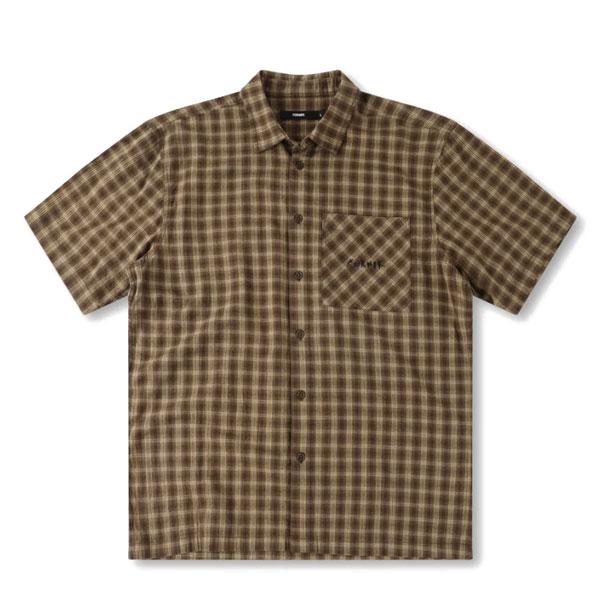 FORMER　フォーマー半袖シャツ　チェック柄シャツ　コットンシャツ　ブラウン系Crafted in 100% cotton with a yarn-dyed check pattern and designed in collaborat...