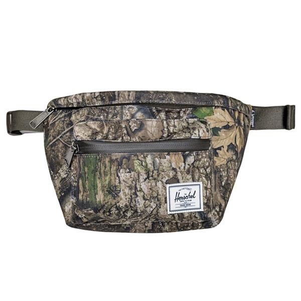 Herschel Supply ハーシェルサプライ ボディバッグ　斜め掛け　BAG　中にメッシュポケット付きRooted in the wild. We partnered with Realtree〓, innovators in cam...