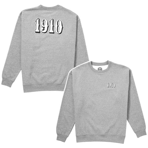 1910 ナインティーンテン9teenten　NINETEEN TEN　クルースウェット　クルーネック　トレーナー　裏起毛　ロゴ　グレー　一般的なスウェットに比べてやや薄め生地※プリント部分（白い箇所）は個々にお色味が異なり、イエローっぽい...