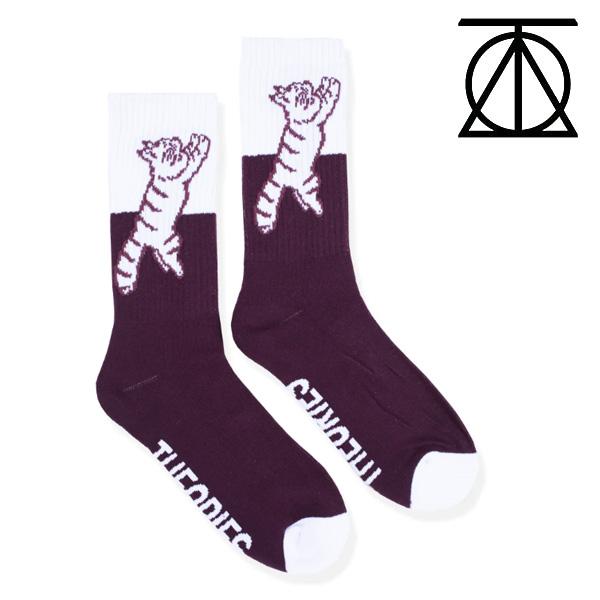 THEORIES OF ATLANTIS　セオリーズ オブ アトランティスメンズ　男性用　ソックス　靴下　クルーソックスNyle loves his Maine Coon Cats, they're majestic creatures. ...