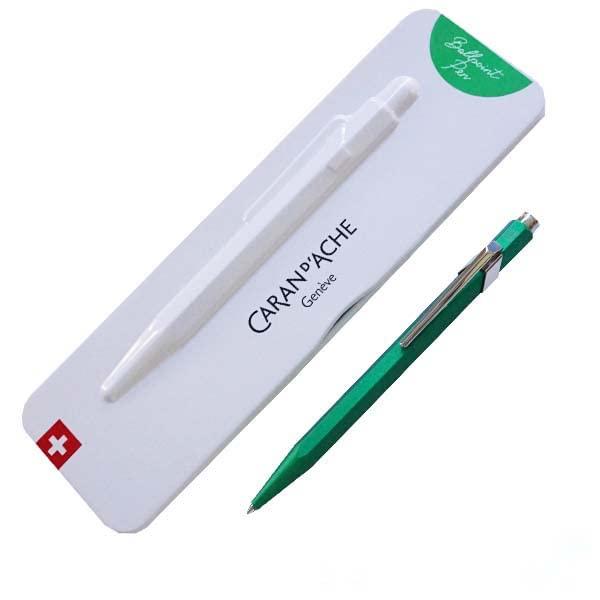 油性ボールペングリーン/F 細字/NF0849-734・パッケージ個数:1・CARAN D'ACHE 849 カラーマットX ボールペン 油性・品番：NF0849-734・色：グリーン・機構：ノック式・付属リフィル：ブラック F 細字（品番...