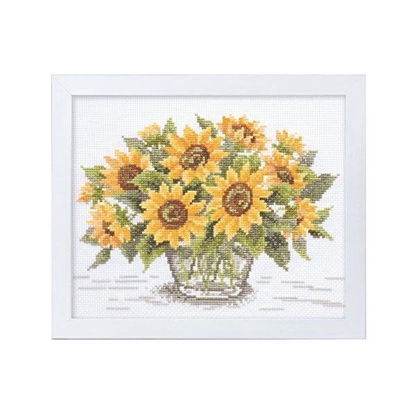 サンフラワー7287/出来上がり寸法 : 額外径 : 35.1×41.8cm・額内径 : 29.7×36.4cm/-・Color:7287・セット内容：25番刺繍糸、刺繍布(オリムパスNo.3000布ジャバクロス中目)、クロス針、説明書・用...