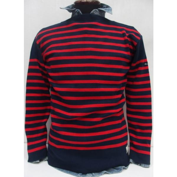 ●Fileuse d'Arvor [Brest Boat-Neck]★織物職人の技術で生産された「Fileuse d'Arvor」の製品は、伸縮性のあるフィット感の高い絶妙なシルエットで身体を包み込むような柔らかい着心地が特徴です。本場フラ...