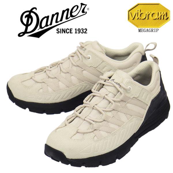 正規取扱店 THREE WOODDANNERが長年培ってきたハイクシーンでのノウハウと、最新のテクノロジーを組み合わせて生まれたFULLBORE(フルボア)。タクティカルでの確かな実績は世界中で大きな反響を受けた。今作のローカットスタイルは...