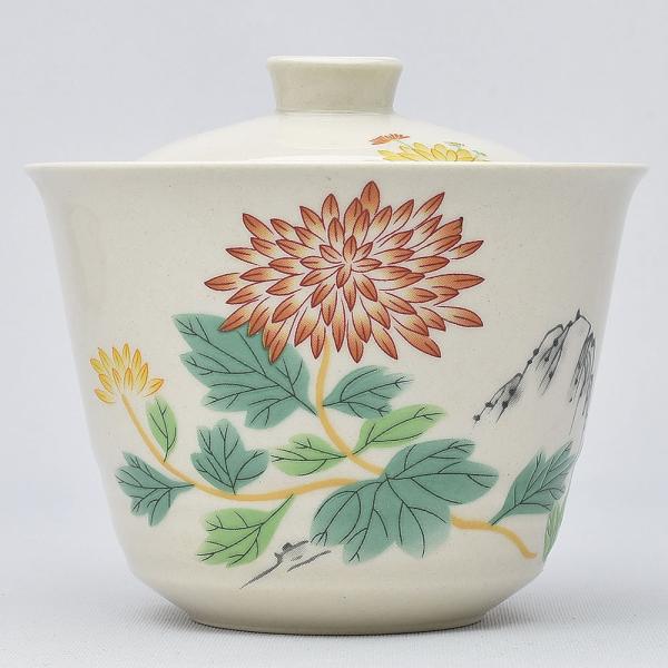 野菊を描いた皿なしタイプの蓋碗。レトロな印象の草木灰磁器。