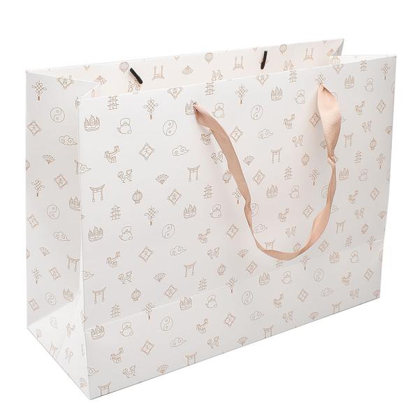 厚手の紙袋。中国の文物の絵柄・天香の名前がある紙袋です。