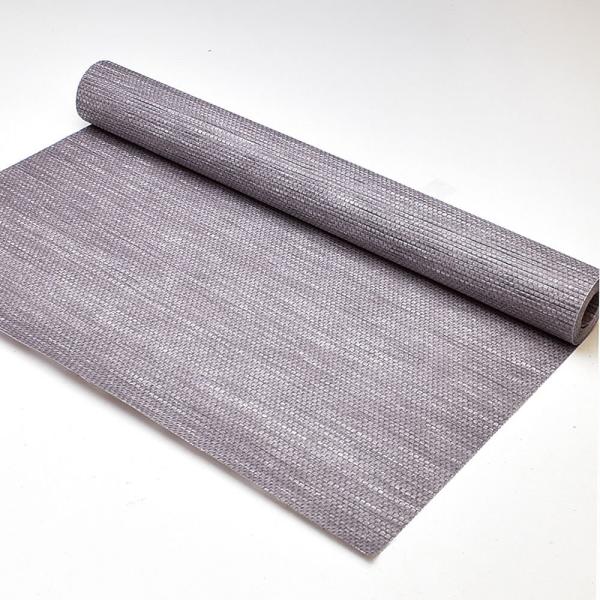 落ち着いた紫色の茶席。防水加工で使いやすいテーブルランナー。