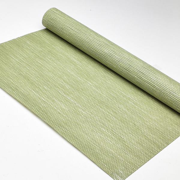 落ち着いた薄い緑の茶席。防水加工のテーブルランナーです。