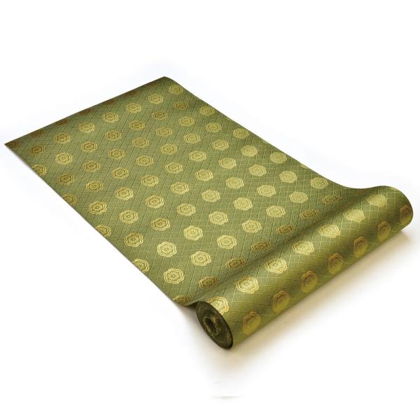 伝統的な梅の花様と光沢のある生地で高級感のある両面茶席。