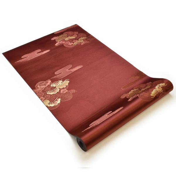 伝統的な雲と松の図案。光沢のある茶席です。長さ120cm。