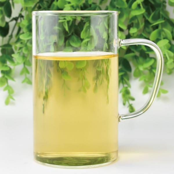 持ち手がついて熱くない、シンプルな直線の耐熱ガラス杯。