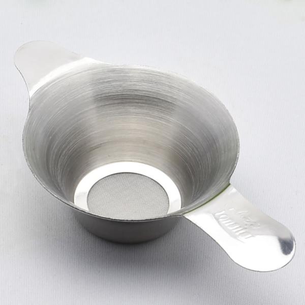 304ステンレス、実用的でシンプルな茶漉し、メッシュタイプです。