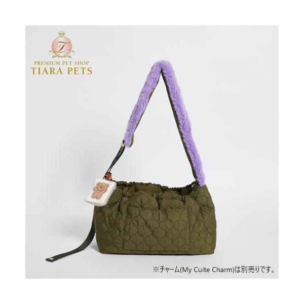 繊細なキルティングを施したスリングバッグ・マグネット開閉ポケット・サイズ調整用ドローストリング・安全リード1本、ポケット1個※「My Cuite Charm」は別売りです。【ご確認下さい】当商品以外の商品は全て別売り又は参考商品となります。...