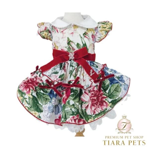 リュクスバーディ Luxe birdie ラヴィルワンピース※9月上旬お届け予定です。純白のラウンドカラーと、丁寧にあしらわれた上質なベルベットリボンが、お嬢様らしい気品を引き立てる正統派クラシカルスタイルのワンピースです。エレガントな佇ま...