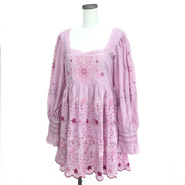 【ブランド名】LOVESHACKFANCY　ラブスハックファンシー【メーカーサイズ】サイズ:8※サイズはメーカーにより若干異なりますのでご注意下さい。【管理番号】240001163121【仕様】ブラウス D1071-721Freja Dre...