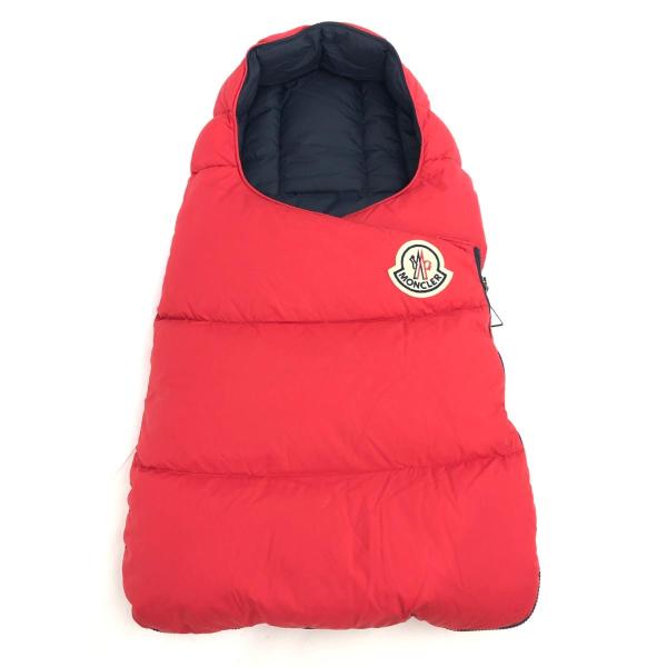 【ブランド名】MONCLER　モンクレール【メーカーサイズ】※サイズはメーカーにより若干異なりますのでご注意下さい。【管理番号】240001170873【仕様】おくるみ ダウン/SACCO PORTA BEBE/ジップアップ/ベビーアウター...
