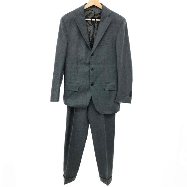 【ブランド名】GAIOLA　ガイオラ【メーカーサイズ】サイズ:46※サイズはメーカーにより若干異なりますのでご注意下さい。【管理番号】240001177311【仕様】3Bフランネルスーツ    【コンディション】Bランク内汚れ、破れ、使用感有