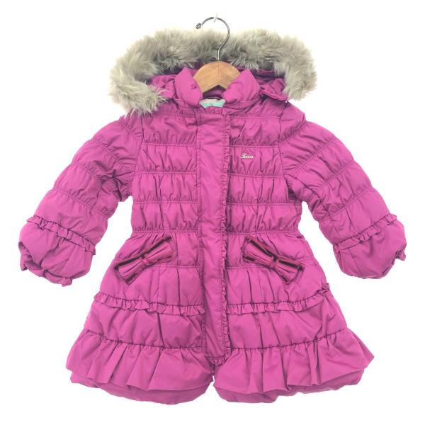 【ブランド名】TOCCA　トッカ【メーカーサイズ】サイズ:100※サイズはメーカーにより若干異なりますのでご注意下さい。【管理番号】240001177602【仕様】TOCCA/トッカ/フリルダウンコート リボン/ダウン90%   【コンディ...