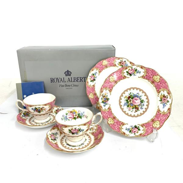 【ブランド】Royal Albert　ロイヤルアルバート【仕様】レディカーライル/2客セット【状態詳細】Sランク箱に書き込み等の傷み有り【管理番号】240001183821