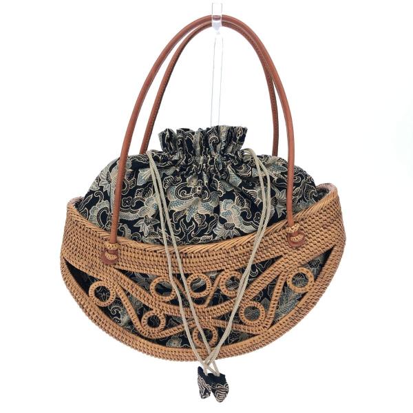 【ブランド】アタ　Atah【仕様】巾着【状態詳細】Aランク【外側】【内側】【管理番号】240001189206