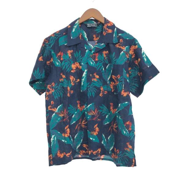 【ブランド名】CUTRATE　カットレイト【メーカーサイズ】サイズ:M※サイズはメーカーにより若干異なりますのでご注意下さい。【管理番号】243001003490【仕様】アロハシャツ    【コンディション】Bランクボタン欠品ボタン欠品