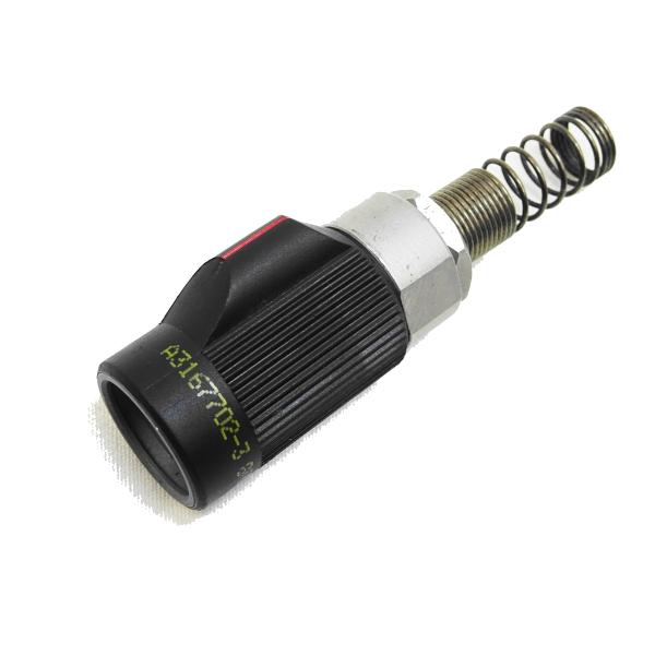 主に米軍等で見かけるミリタリーラジオ等に接続可能なコネクターです。3枚目の画像の商品が全てになります（画像は使い回しですのでご了承下さい）中古品のためパッケージがありません、又、多少のキズや汚れ等があります。（ハンダ付けするピン部分は未使用...