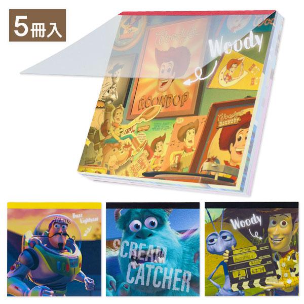 【商品詳細】人気のディズニーキャラクターがデザインされた、使いやすいスクエア型のメモ帳です。表紙は傷がつきにくいPET素材を使用しており、持ち歩きにも安心。中面も可愛いデザイン入りで、ちょっとしたメッセージやメモ書きにもぴったりです★【商品...