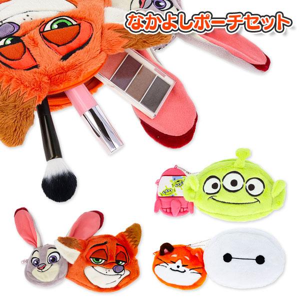 【商品詳細】ディズニーのなかよしペアをあしらった、ふわふわ素材のポーチセットです！お友だちやきょうだいでシェアしたり、プレゼントにもおすすめです♪【商品サイズ】ポーチ：約21×17.5×5.5cm・ミニポーチ：約19×10×2.5cm※サイ...