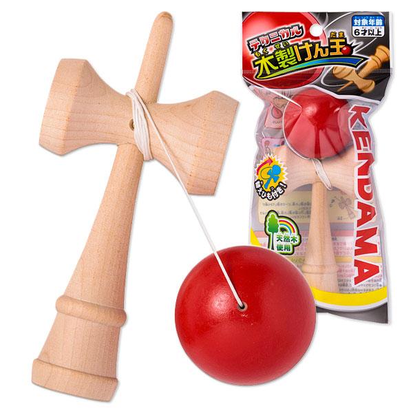 【商品詳細】天然木を使用したテクニカルけん玉です☆替えのひも付きなので、長く遊んでいただけます。【商品サイズ】約26×12.5×5.5cm（パッケージ）【主な仕様】1ヶ1セット｜対象年齢6歳以上【関連キーワード】木製 けん玉 ケンダマ おも...