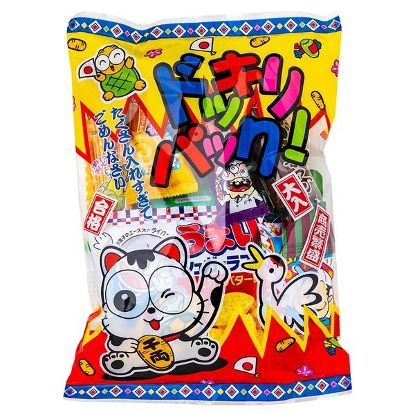 【商品詳細】老若男女に大人気のお菓子がセットになったお菓子の詰め合わせです！パーティ・お祭りの景品やプレゼントにどうぞ♪【商品サイズ】約36×23×6cm【主な仕様】1組1セット｜10種類入｜※内容・デザインは変わる場合があります。｜賞味期...