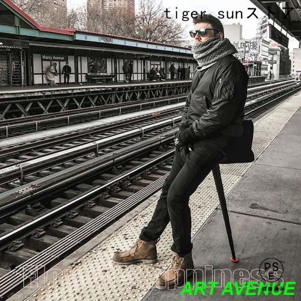 色 BK BLACK 黒　ブラック推奨最大重量 100 キログラムこの商品について屋外イベントや電車待ち?テーマパークやイベントでの待ち時間?アウトドアやゴルフ?バードウォッチングなど?使いどころは沢山！ちょっと腰を下ろしたい時?これがある...