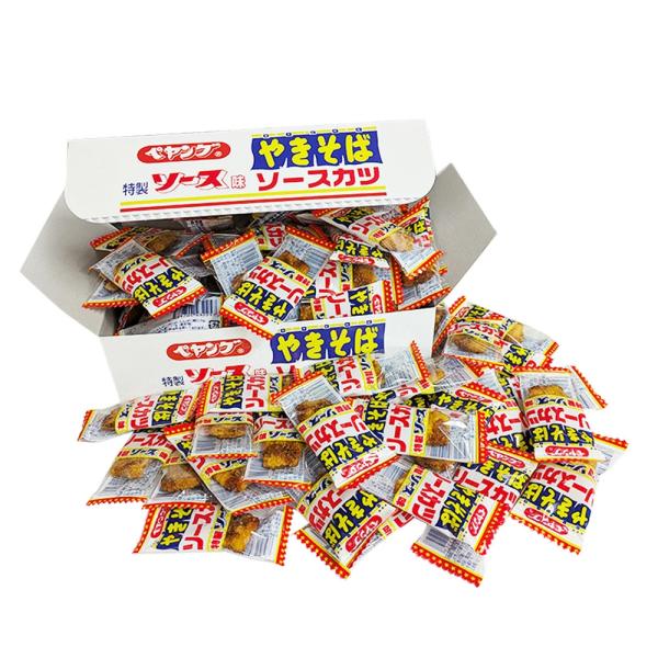 まるか食品監修 ペヤングやきそば ソースカツ【 100個 】 セットです。お出かけ用などに便利な個包装の食べきりミニサイズです。【 セット内容 】まるか食品監修 ペヤングやきそば ソースカツ 100個 セットペヤングソース焼きそばを再現した...