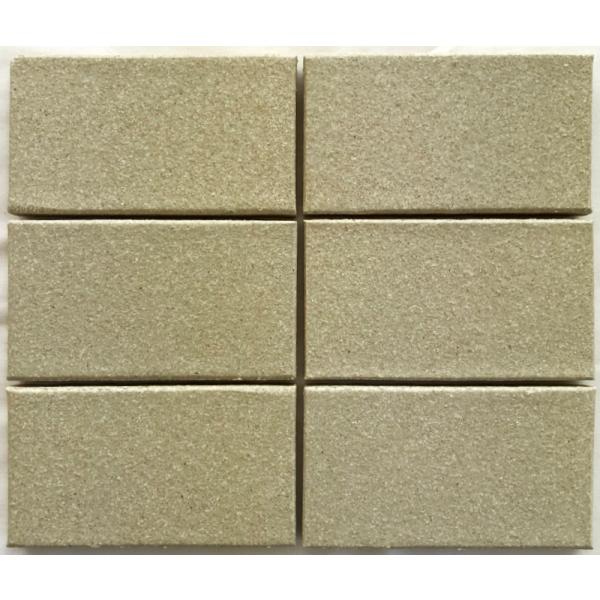 ◆ 商品画像にかかわらずタイル1枚あたりの価格です（シート単位ではありません）◆用途：屋外壁サイズ：108mm×60mm／厚さ13mmブランド：LIXIL品番：FC-1/32販売単位：1枚温かな土味で建物を明るくし、ぬくもりのある居心地の良...