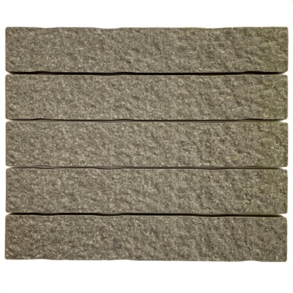 ◆ 商品画像にかかわらずタイル1枚あたりの価格です（シート単位ではありません）◆用途：屋外壁サイズ：250mm×40mm／厚さ15mmブランド：LIXIL品番：SK-5販売単位：1枚※色合いは、写真撮影の光や角度、ディスプレイによって異なります。