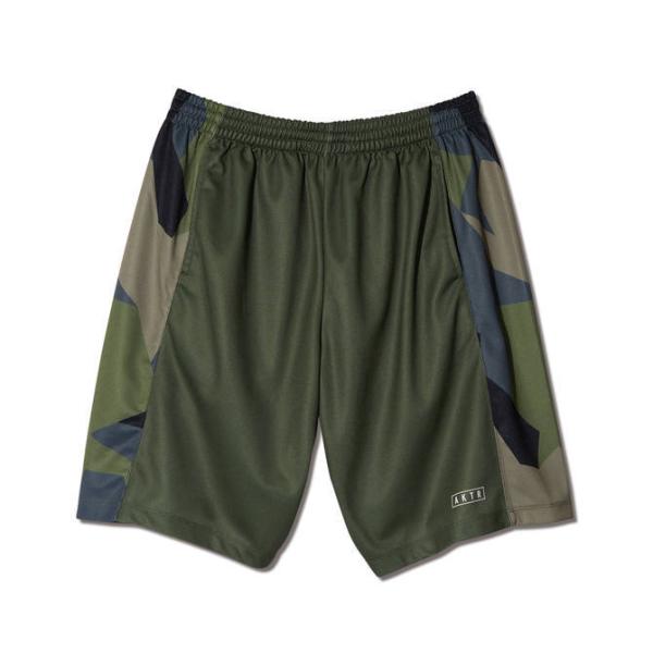 Product No :122-011002 Color :OLIVEMaterial :ポリエステル100% Size :S,  M, L, XL, 2XL design：スウェーデンカモをモチーフにした幾何学風の迷彩をサイドパネルに配置...