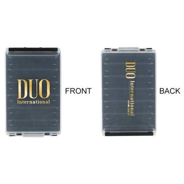 対面トライアングル構造を採用することで省スペースに効率よく収納できる「REVERSIBLE」シリーズ。エギのシンカー部やルアーのトリプルフックが溝に収まるので無駄なく収納でき、広めの内寸はジグの収納にも最適。水抜きダクト付きで丸洗いも可能。...