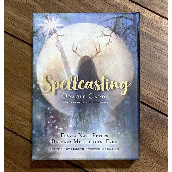 【発売日：2021年06月29日】スペルキャスティグオラクルカード - Spellcasting Oracle Card / オラクルカード、占い、カード占い、タロット LIGHTWORKS 印刷物 【イドとアジアの印刷物】  主演俳優:フ...