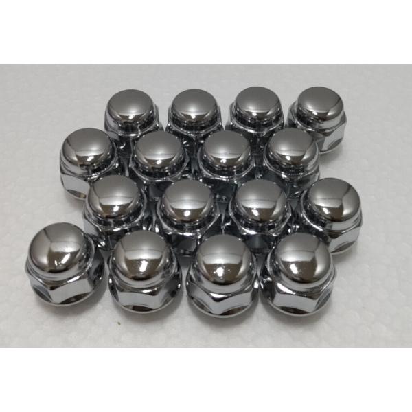 EZUMI ロンスター ホイールナット スーパーショート（キャップタイプ） 袋タイプ 16個セット素材：スチール座面：60度テーパー全長：約23mmボルトサイズ：M12使用レンチサイズ：19HEXピッチ： P1.25色：メッキ発送はレターパ...