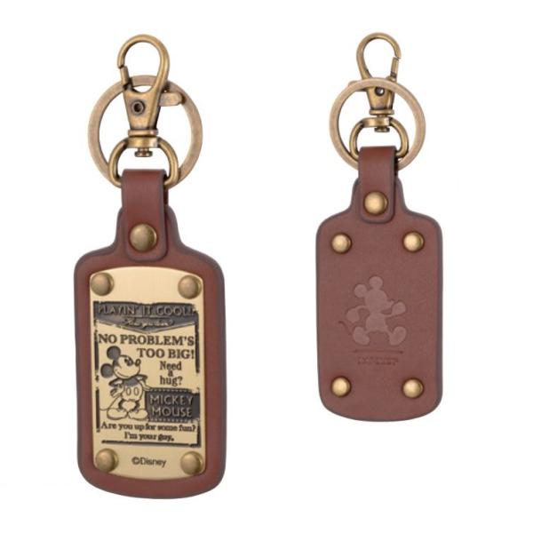 WD-332　キーホルダー　ミッキーマウス高級感のある本革調素材と金属プレートのデザインがかわいいキーホルダーです。裏面にも刻印が入っています。こちらの商品はアウトレット商品となります。パッケージが汚れていたり、擦れ傷がございます。なお、中...