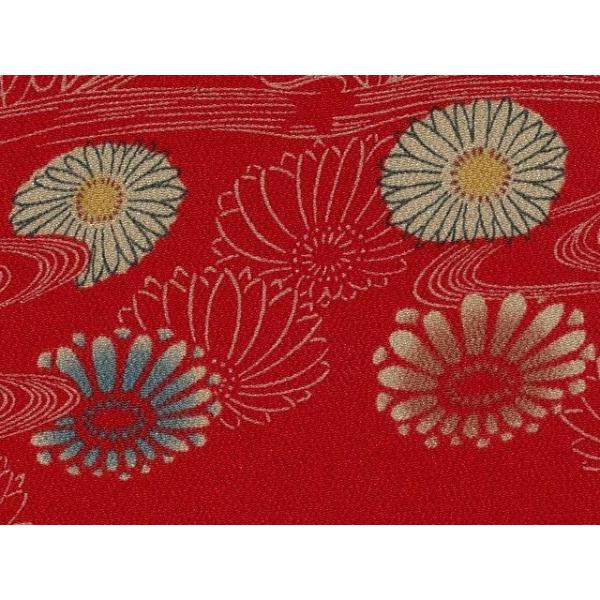 伸縮性に優れ使いやすく、しなやかな風合いを持った正絹縮緬（ちりめん）生地。縮緬細工やつまみ細工、木目込み人形、市松人形のお着物などにご利用いただいております。素材 　　絹　100% サイズ 　幅　約31cm  長さ　約50cm 色・柄 　古...