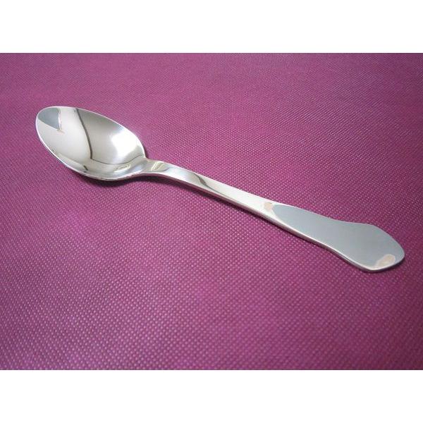 お祝い、記念日、内祝い、快気祝い、プレゼントに最適ですアジアを中心に世界の五つ星ホテルで採用モデルのカトラリーシンプルながらハイセンスで飽きのこないデザインです！フォーマルな食卓で愛用されている、洋食器の定番サイズです。本格的にフルコースを...