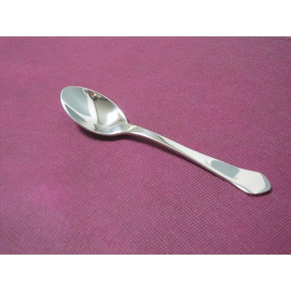 お祝い、記念日、内祝い、快気祝い、プレゼントに最適ですアジアを中心に世界の五つ星ホテルで採用モデルのカトラリーシンプルながらハイセンスで飽きのこないデザインです！フォーマルな食卓で愛用されている、洋食器の定番サイズです。本格的にフルコースを...