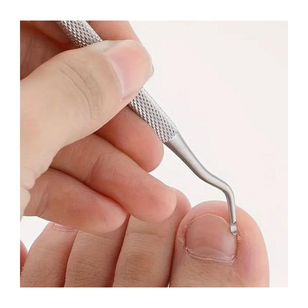 爪のメンテナンスに