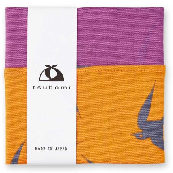 ■ 商品名 tsubomi小風呂敷 ツバメ 橙■ サイズ 約50×50cm ■ 材　質 綿100%■ 日本製オモテは柄、ウラは無地。プレゼントの包みをほどくように、包みを開く楽しみを運んでくれる風呂敷です。［両面風呂敷 tsubomi］風呂...