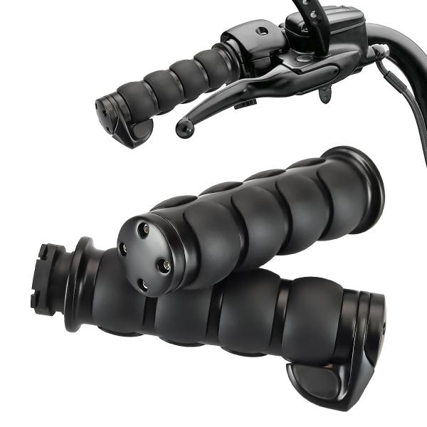 ■商品番号：S-581-BK■商品詳細・適合ハンドル径：1インチ(25.4mm)・右側内径：26mm(スロットルコーン付属)・左側内径：25mm・その他サイズ：画像参照■適合車種　汎用タイプ　(サイズ等でご判断ください)■特徴　ブラックボデ...
